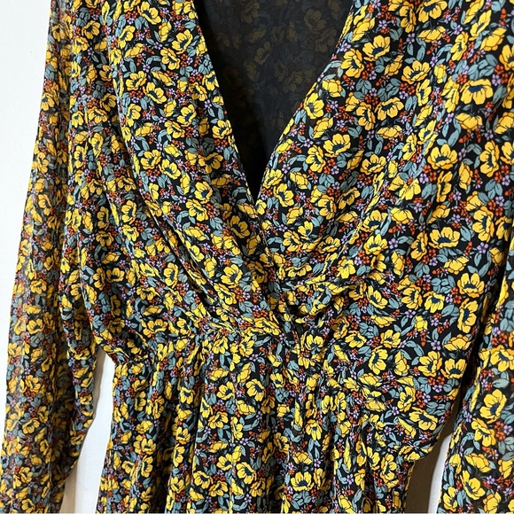 Zara | Dresses | Zara Floral Mini Dress Long Sleeve Vneck Small Boho ...